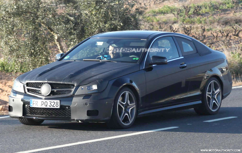 Spy Shots: 2012 Mercedes-Benz C63 AMG Coupe