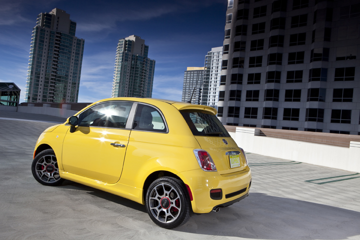 Fiat Starts Custom Shop For U.S. 500 Buyers
