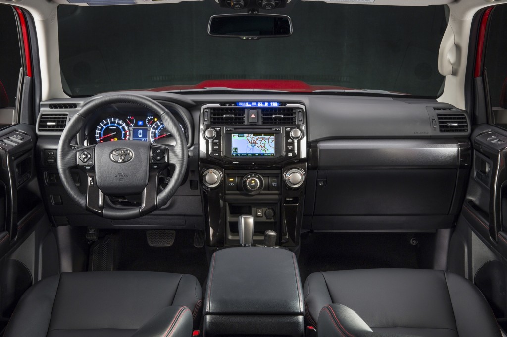 2017 Toyota 4Runner vs. 2017 Jeep Wrangler: Compare Cars