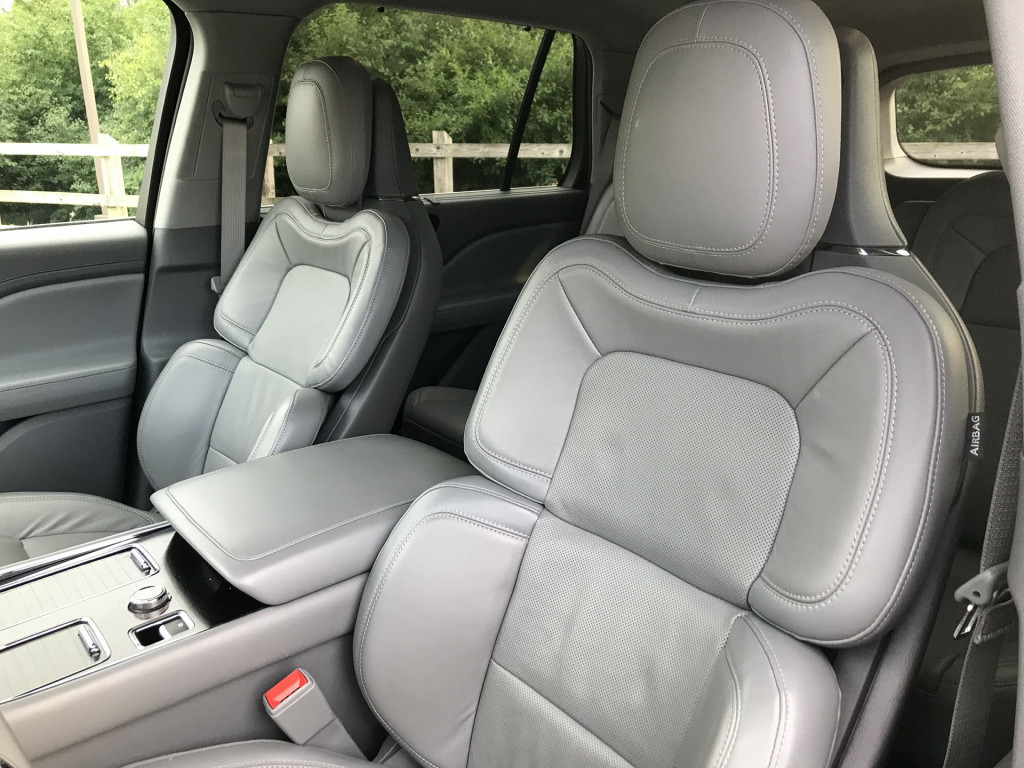 Review update: 2020 Lincoln Aviator Reserve poses a flight risk