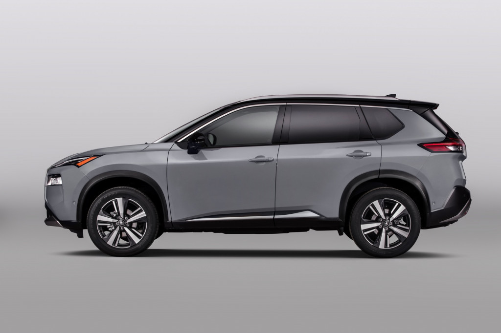 2021 Nissan Rogue crossover SUV comes with a Platinum touch