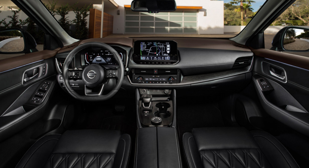2021 Nissan Rogue crossover SUV comes with a Platinum touch