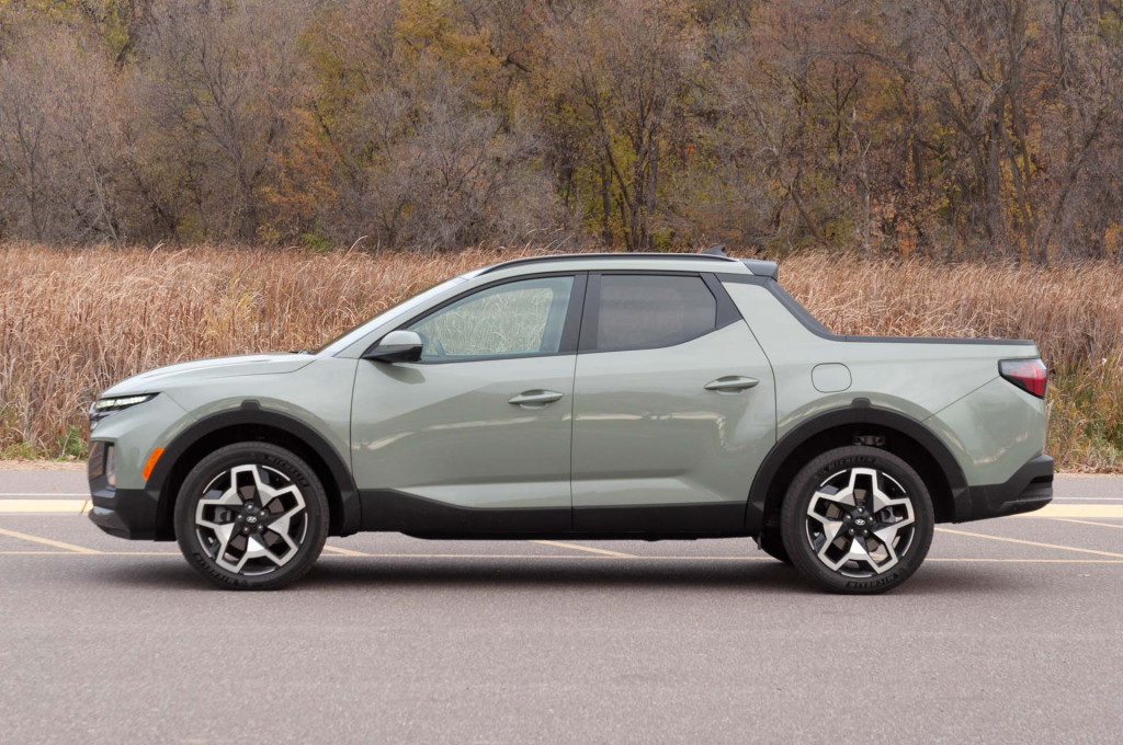 Review update: 2022 Hyundai Santa Cruz packs style and utility in a ...