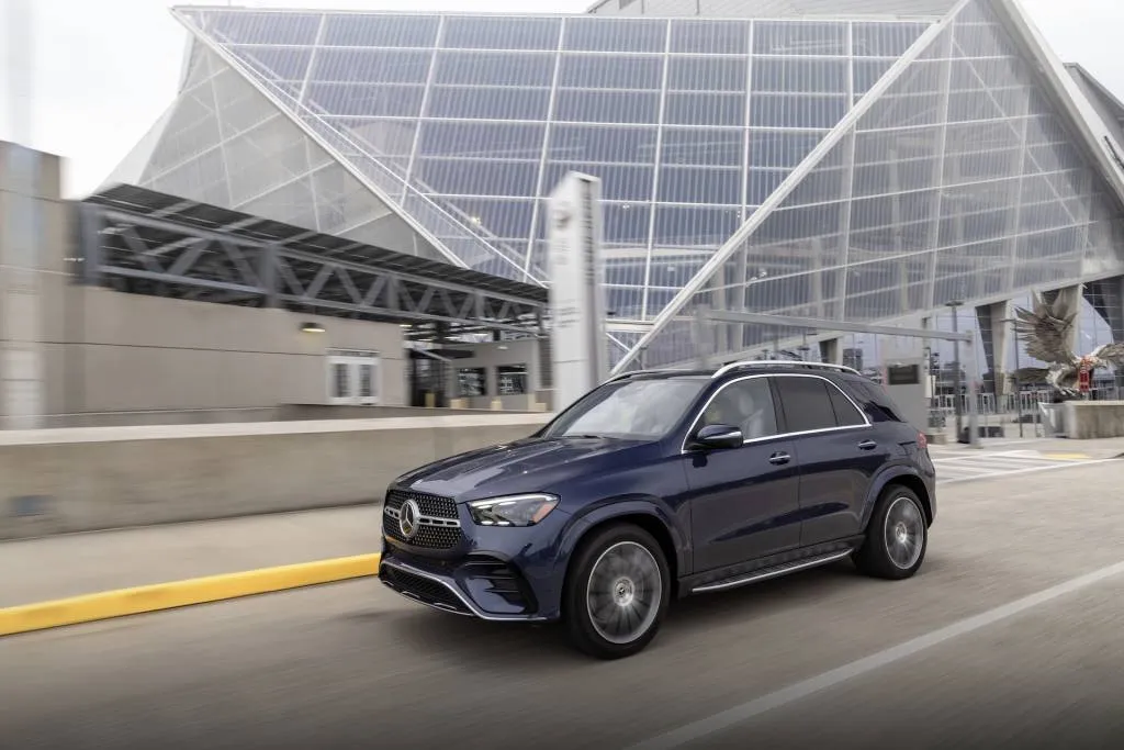 2025 Mercedes-Benz GLE Class Pictures/Photos Gallery - The Car Connection