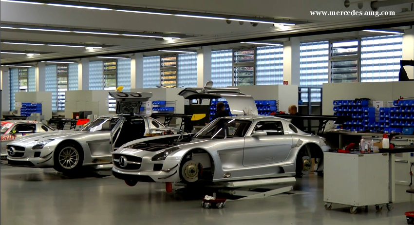 Building The SLS AMG GT3, Step Two: Time Lapse Video
