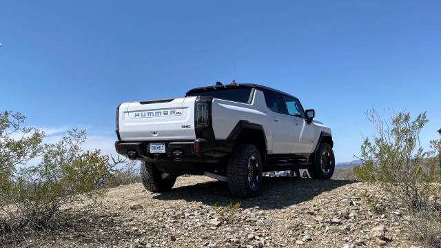 First drive review: 2022 GMC Hummer EV mainlines electric to truck fans ...