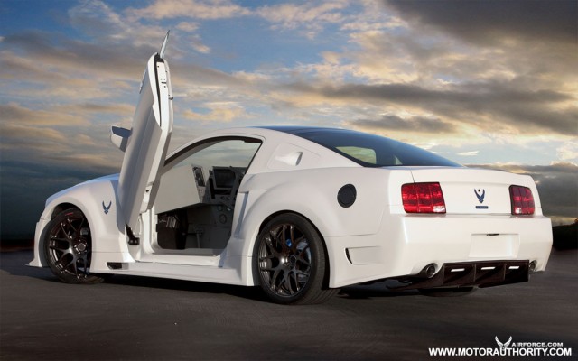 U.S. Air Force shows off high-tech supercar duo, Gallery 2 - The Car ...