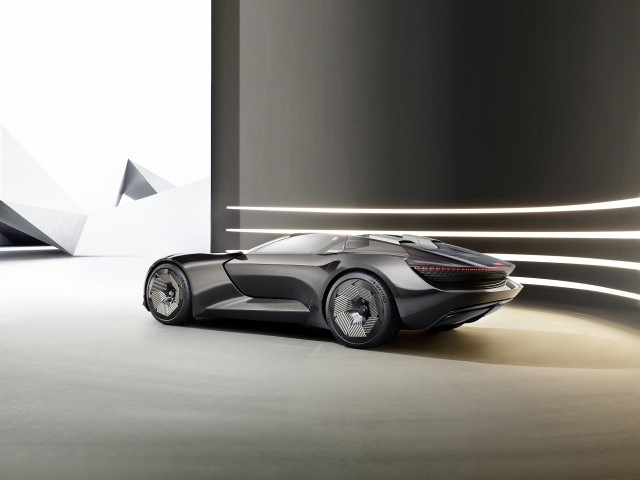 Audi Skysphere concept transforms from autonomous cruiser to electric ...