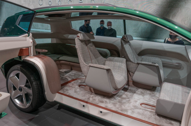 Hyundai Seven concept sets the board for future of Hyundai and Ioniq EVs