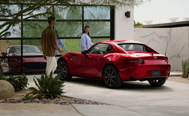 2025 Mazda MX-5 Miata marks 35 years of sprightly roadster – Formal Mode