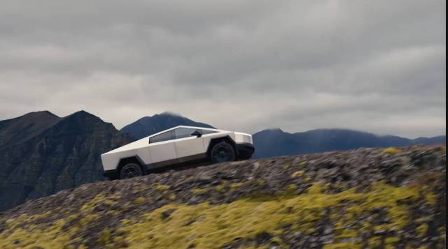 Tesla Cybertruck gains Off-Road modes, locker-enabling software