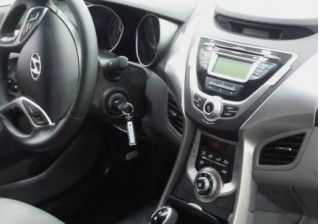 Interior 2011 Hyundai Elantranull