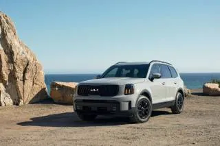2025 Kia Telluride vs 2026 Volkswagen Atlas - The Car Connection