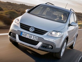 Volkswagen’s Cross Golf revealed