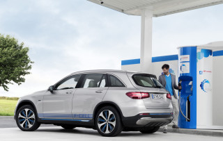Mercedes-Benz F-Cell SUV axed, hydrogen fuel-cell development halted ...